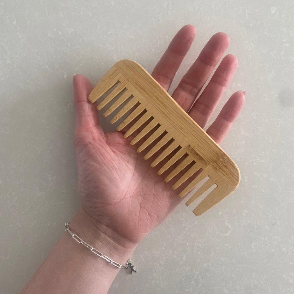 Wooden Labour Comb + Bag – Maia Mum